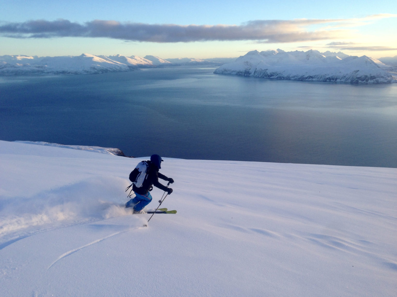 Midnight sun or Northern lights, what is the best season for a ski trip ...